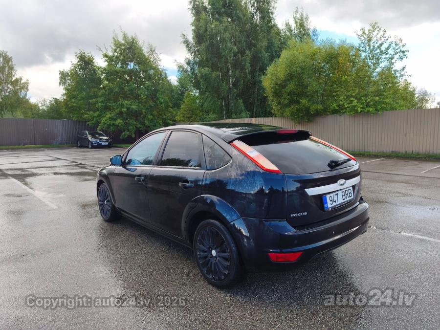 Black Ford Focus 2008 in Tartu, with an engine capacity of 1.60 L and mileage of 257 thousand km for 1250 €, photo 8 on AUTOMOTO.COM.LV