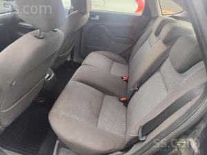 Melns Ford Focus 2008 Jelgava, ar dzinēja tilpumu 1.60 L un nobraukumu 325 tūkst. km par 1000 €, foto 4 vietnē AUTOMOTO.COM.LV