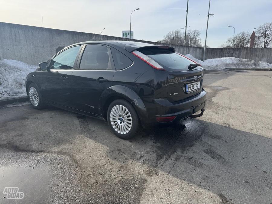 Black Ford Focus 2009 in Klaipeda, with an engine capacity of 2.00 L and mileage of 177 thousand km for 2300 €, photo 8 on AUTOMOTO.COM.LV