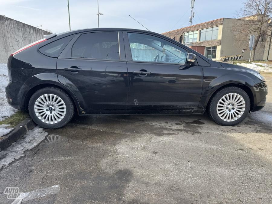 Black Ford Focus 2009 in Klaipeda, with an engine capacity of 2.00 L and mileage of 177 thousand km for 2300 €, photo 10 on AUTOMOTO.COM.LV