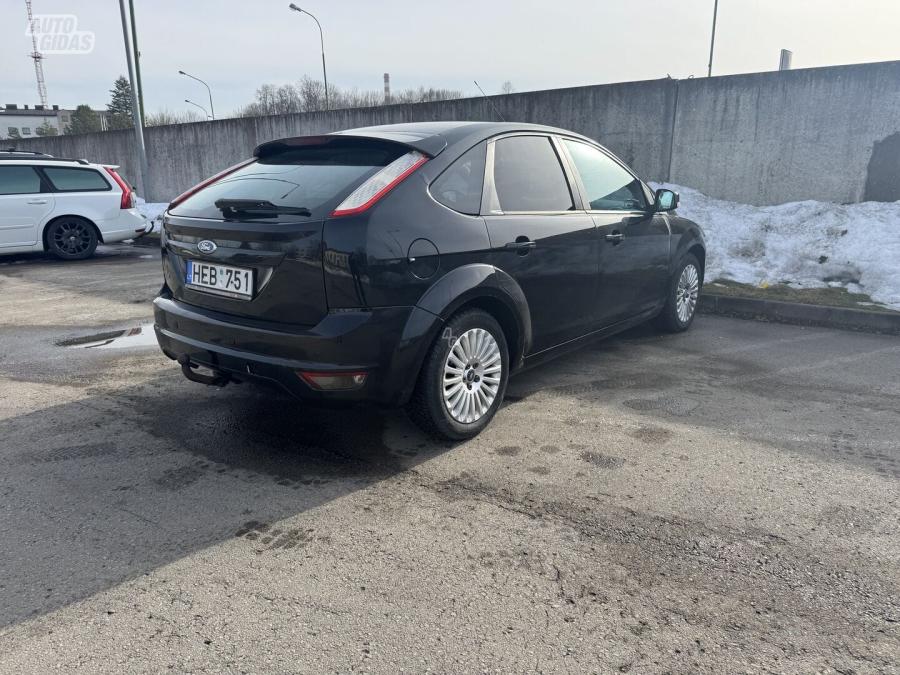 Black Ford Focus 2009 in Klaipeda, with an engine capacity of 2.00 L and mileage of 177 thousand km for 2300 €, photo 12 on AUTOMOTO.COM.LV