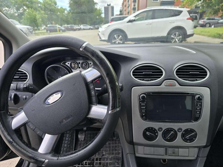 Melns Ford Focus 2009 Klaipėda, ar dzinēja tilpumu 1.56 L un nobraukumu 365 tūkst. km par 1350 €, foto 11 vietnē AUTOMOTO.COM.LV