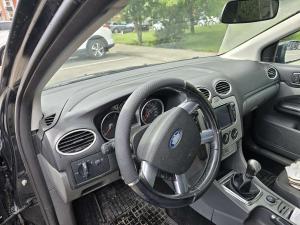 Melns Ford Focus 2009 Klaipėda, ar dzinēja tilpumu 1.56 L un nobraukumu 365 tūkst. km par 1350 €, foto 12 vietnē AUTOMOTO.COM.LV