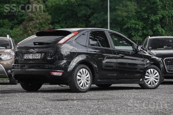 Melns Ford Focus 2009 Rīga, ar dzinēja tilpumu 1.60 L un nobraukumu 202 tūkst. km par 2590 €, foto 4 vietnē AUTOMOTO.COM.LV