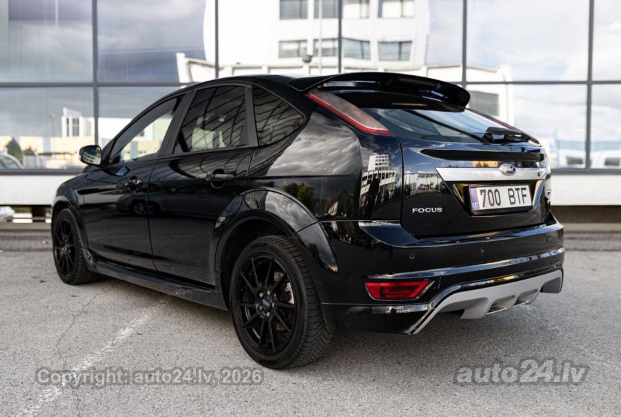 Black Ford Focus 2009 in Tallinn, with an engine capacity of 2.00 L and mileage of 290 thousand km for 2299 €, photo 7 on AUTOMOTO.COM.LV