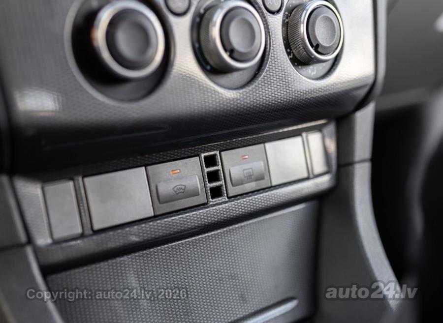 Black Ford Focus 2009 in Tallinn, with an engine capacity of 2.00 L and mileage of 290 thousand km for 2299 €, photo 15 on AUTOMOTO.COM.LV