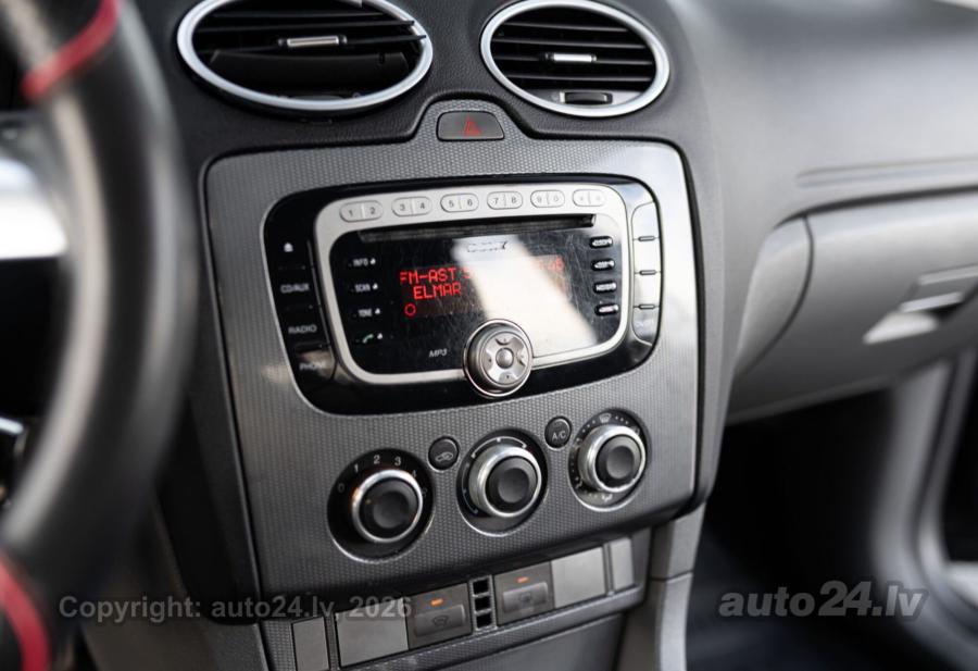 Black Ford Focus 2009 in Tallinn, with an engine capacity of 2.00 L and mileage of 290 thousand km for 2299 €, photo 16 on AUTOMOTO.COM.LV