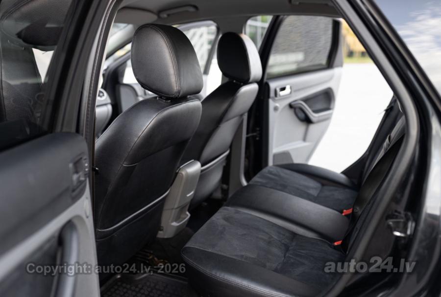Black Ford Focus 2009 in Tallinn, with an engine capacity of 2.00 L and mileage of 290 thousand km for 2299 €, photo 20 on AUTOMOTO.COM.LV