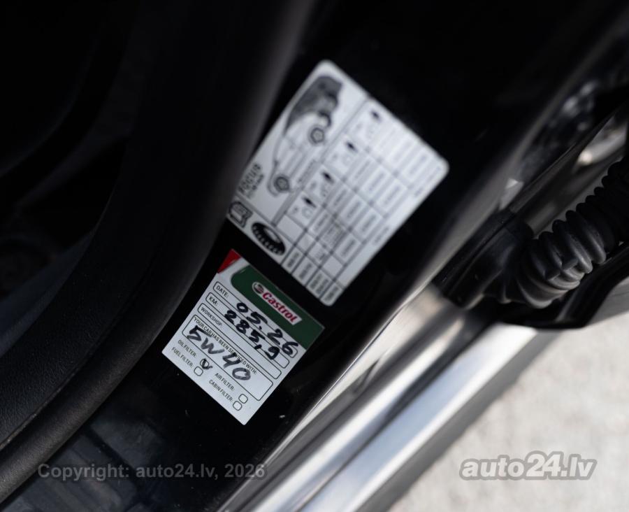 Black Ford Focus 2009 in Tallinn, with an engine capacity of 2.00 L and mileage of 290 thousand km for 2299 €, photo 21 on AUTOMOTO.COM.LV