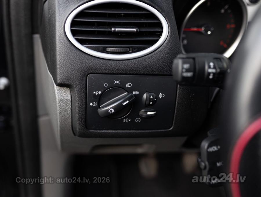 Black Ford Focus 2009 in Tallinn, with an engine capacity of 2.00 L and mileage of 290 thousand km for 2299 €, photo 22 on AUTOMOTO.COM.LV
