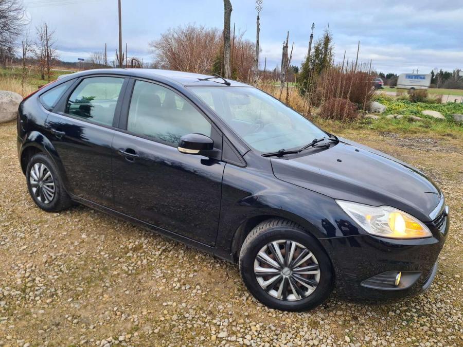 Black Ford Focus 2010 in Klaipeda, with an engine capacity of 1.56 L and mileage of 289 thousand km for 2499 €, photo 5 on AUTOMOTO.COM.LV
