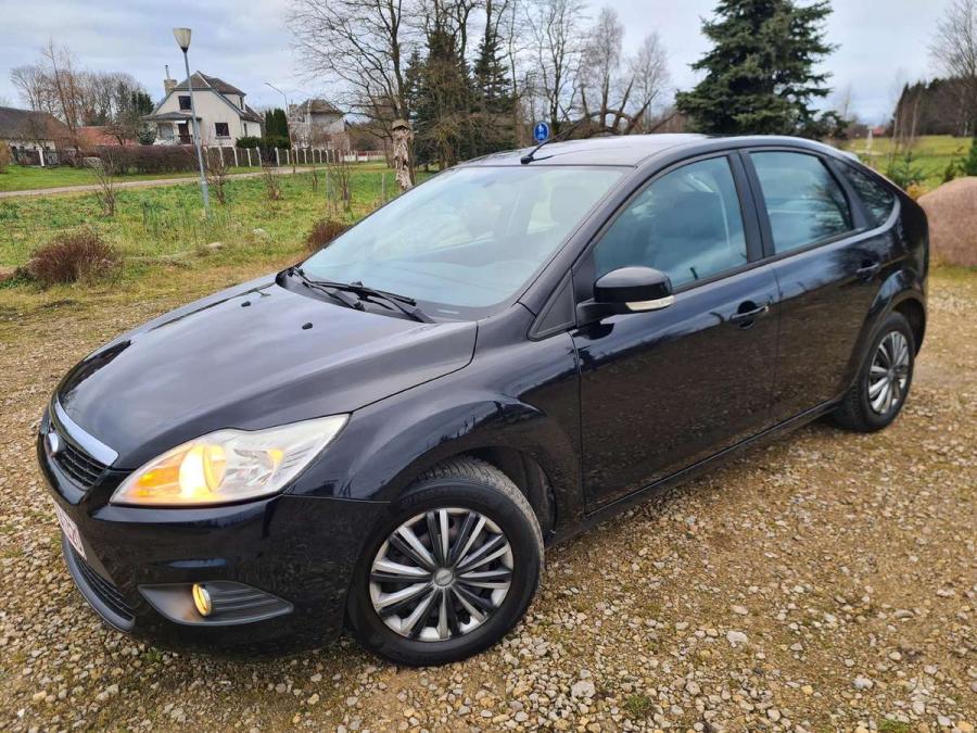 Black Ford Focus 2010 in Klaipeda, with an engine capacity of 1.56 L and mileage of 289 thousand km for 2499 €, photo 6 on AUTOMOTO.COM.LV