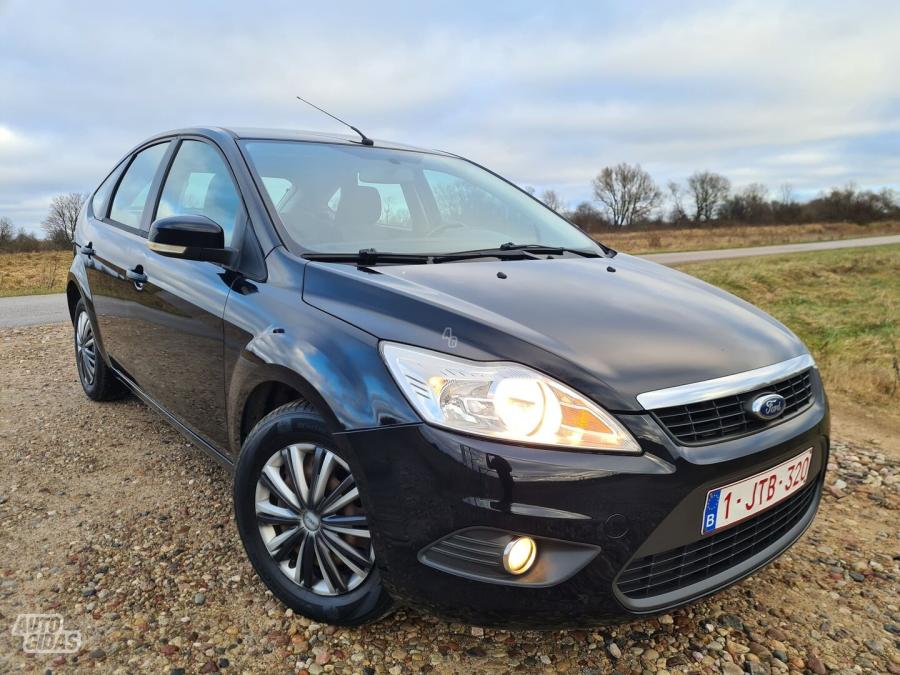 Melns Ford Focus 2010 Šilutė, ar dzinēja tilpumu 1.60 L un nobraukumu 289 tūkst. km par 2499 €, foto 2 vietnē AUTOMOTO.COM.LV