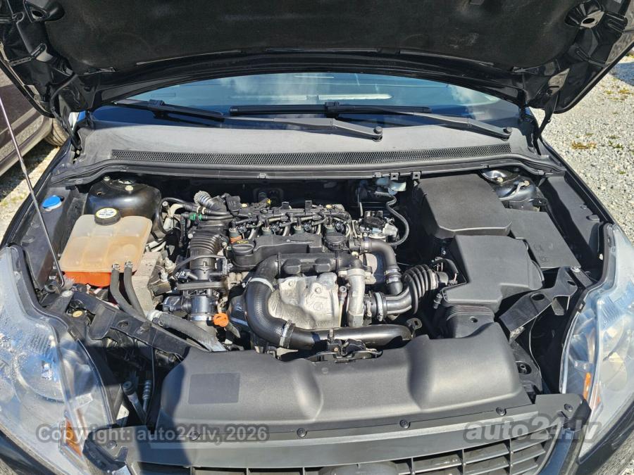 Melns Ford Focus 2010 Paide, ar dzinēja tilpumu 1.60 L un nobraukumu 192 tūkst. km par 2750 €, foto 13 vietnē AUTOMOTO.COM.LV