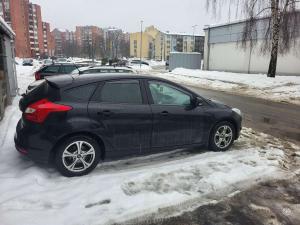Black Ford Focus 2011 in Vilnius, with an engine capacity of 1.56 L and mileage of 346 thousand km for 1750 €, photo  on AUTOMOTO.COM.LV