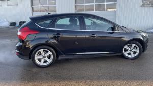 Black Ford Focus 2011 in Marijampole, with an engine capacity of 1.60 L and mileage of 260 thousand km for 2990 €, photo 6 on AUTOMOTO.COM.LV