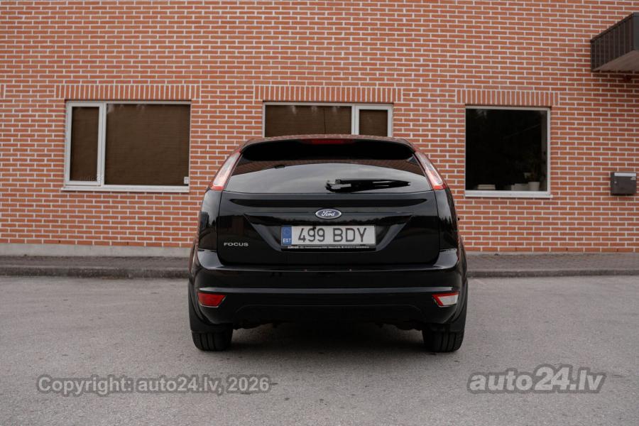 Black Ford Focus 2011 in Tartu, with an engine capacity of 1.60 L and mileage of 188 thousand km for 3190 €, photo 9 on AUTOMOTO.COM.LV