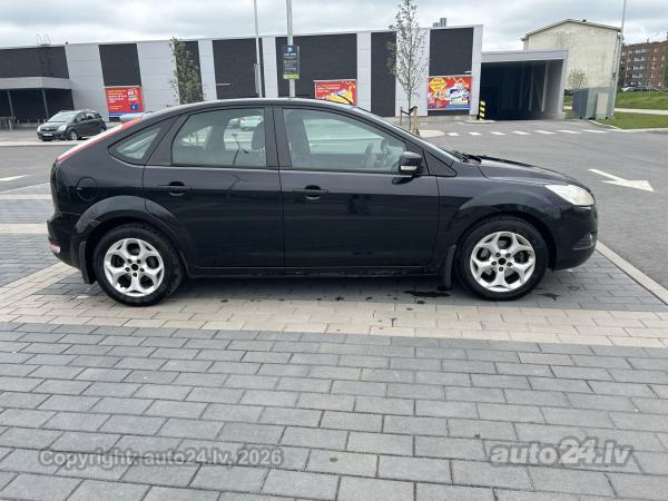 Black Ford Focus 2011 in Keila, with an engine capacity of 1.60 L and mileage of 297 thousand km for 1100 €, photo 5 on AUTOMOTO.COM.LV
