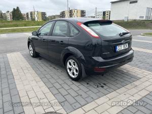 Melns Ford Focus 2011 Keila, ar dzinēja tilpumu 1.60 L un nobraukumu 297 tūkst. km par 1100 €, foto 7 vietnē AUTOMOTO.COM.LV