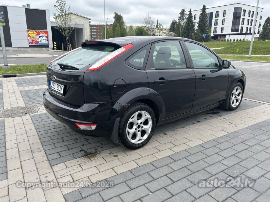 Melns Ford Focus 2011 Keila, ar dzinēja tilpumu 1.60 L un nobraukumu 297 tūkst. km par 1100 €, foto 8 vietnē AUTOMOTO.COM.LV