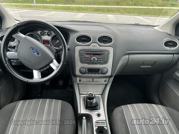 Black Ford Focus 2011 in Keila, with an engine capacity of 1.60 L and mileage of 297 thousand km for 1100 €, photo 8 on AUTOMOTO.COM.LV