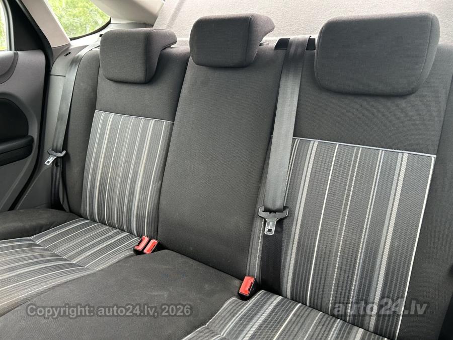 Melns Ford Focus 2011 Keila, ar dzinēja tilpumu 1.60 L un nobraukumu 297 tūkst. km par 1100 €, foto 12 vietnē AUTOMOTO.COM.LV