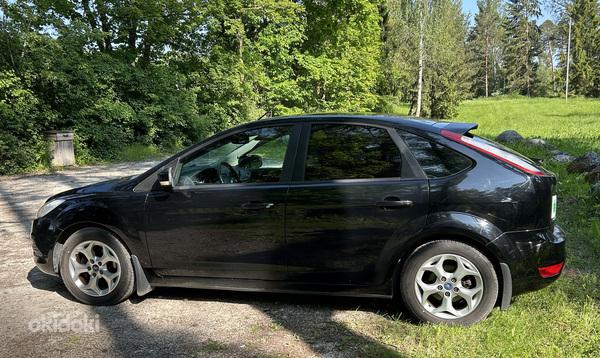 Melns Ford Focus 2011 Tartu, ar dzinēja tilpumu 1.60 L un nobraukumu 184 tūkst. km par 2300 €, foto 3 vietnē AUTOMOTO.COM.LV