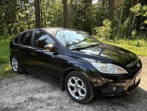 Melns Ford Focus 2011 Tartu, ar dzinēja tilpumu 1.60 L un nobraukumu 184 tūkst. km par 2300 €, foto 15 vietnē AUTOMOTO.COM.LV