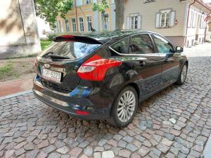Black Ford Focus 2011 in Cesis, with an engine capacity of 1.60 L and mileage of 274 thousand km for 2650 €, photo 5 on AUTOMOTO.COM.LV