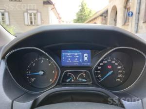 Black Ford Focus 2011 in Cesis, with an engine capacity of 1.60 L and mileage of 274 thousand km for 2650 €, photo 16 on AUTOMOTO.COM.LV
