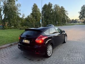 Melns Ford Focus 2011 Jelgava, ar dzinēja tilpumu 1.60 L un nobraukumu 277 tūkst. km par 3000 €, foto 8 vietnē AUTOMOTO.COM.LV