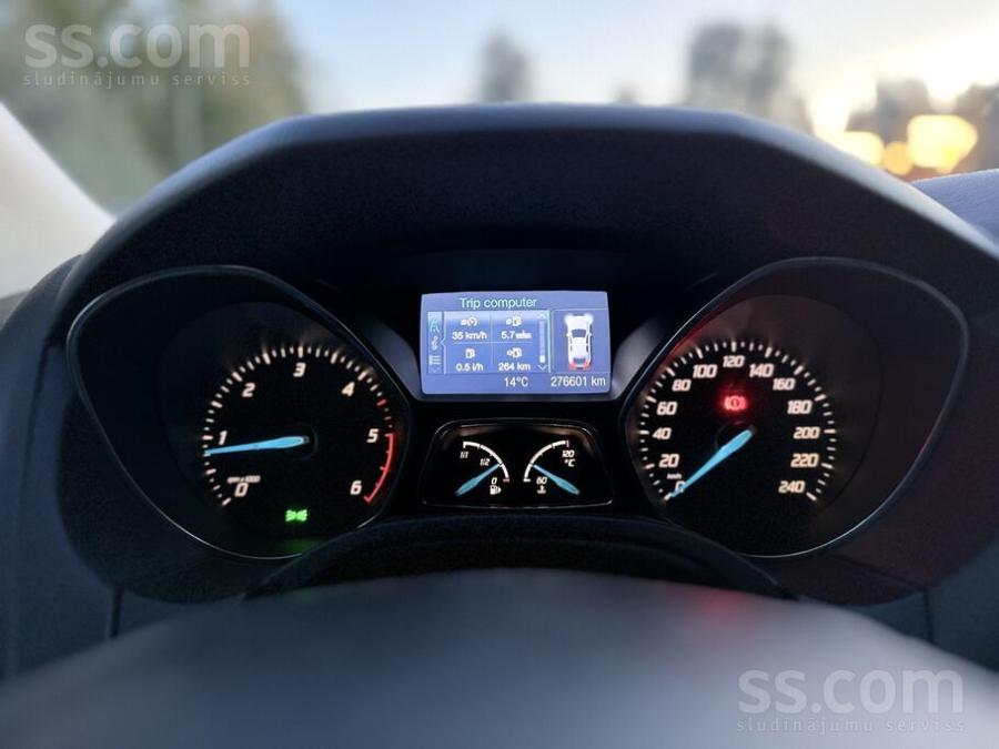 Melns Ford Focus 2011 Jelgava, ar dzinēja tilpumu 1.60 L un nobraukumu 277 tūkst. km par 3000 €, foto 15 vietnē AUTOMOTO.COM.LV