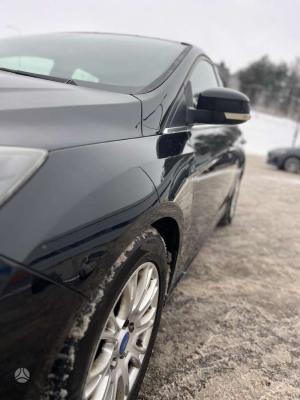 Black Ford Focus 2012 in Vilnius, with an engine capacity of 1.60 L and mileage of 330 thousand km for 3250 €, photo 12 on AUTOMOTO.COM.LV