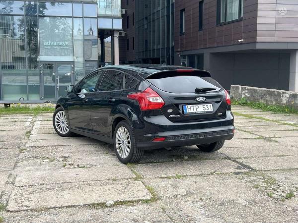 Black Ford Focus 2012 in Vilnius, with an engine capacity of 1.56 L and mileage of 214 thousand km for 2100 €, photo 3 on AUTOMOTO.COM.LV