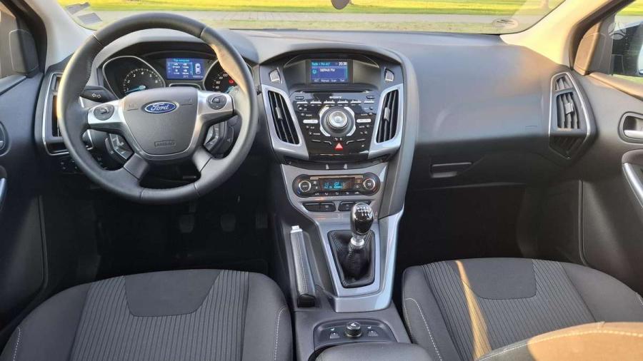 Melns Ford Focus 2012 Kauņa, ar dzinēja tilpumu 1.00 L un nobraukumu 170 tūkst. km par 2300 €, foto 11 vietnē AUTOMOTO.COM.LV