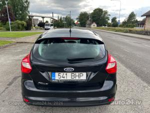 Black Ford Focus 2012 in Paide, with an engine capacity of 1.60 L and mileage of 232 thousand km for 3250 €, photo 5 on AUTOMOTO.COM.LV
