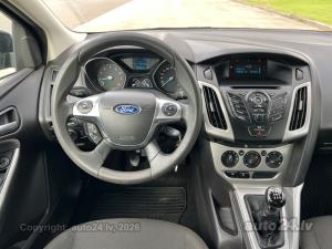 Black Ford Focus 2012 in Paide, with an engine capacity of 1.60 L and mileage of 232 thousand km for 3250 €, photo 12 on AUTOMOTO.COM.LV