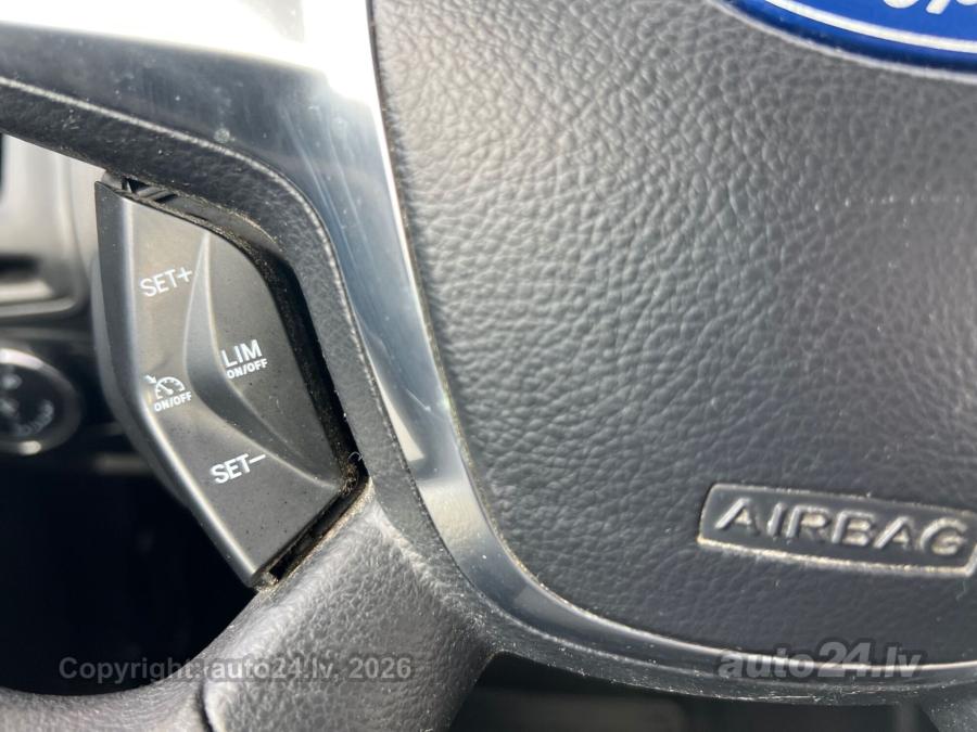 Black Ford Focus 2012 in Paide, with an engine capacity of 1.60 L and mileage of 232 thousand km for 3250 €, photo 19 on AUTOMOTO.COM.LV