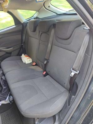 Black Ford Focus 2012 in Vilnius, with an engine capacity of 1.56 L and mileage of 207 thousand km for 3790 €, photo 11 on AUTOMOTO.COM.LV