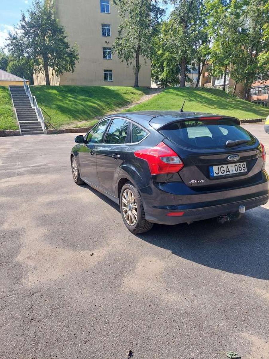 Black Ford Focus 2012 in Vilnius, with an engine capacity of 1.56 L and mileage of 207 thousand km for 3790 €, photo 21 on AUTOMOTO.COM.LV