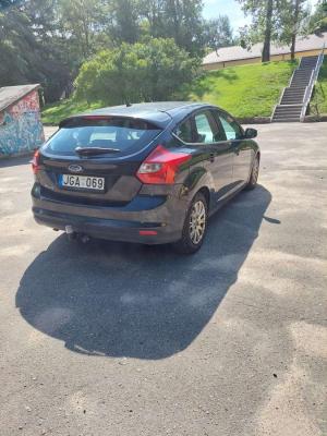 Black Ford Focus 2012 in Vilnius, with an engine capacity of 1.56 L and mileage of 207 thousand km for 3790 €, photo 22 on AUTOMOTO.COM.LV