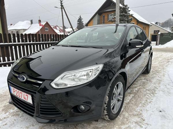 Black Ford Focus 2013 in Prienai, with an engine capacity of 1.00 L and mileage of 150 thousand km for 3300 €, photo 2 on AUTOMOTO.COM.LV