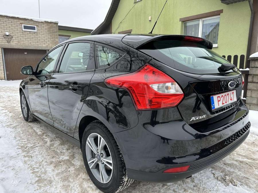 Black Ford Focus 2013 in Prienai, with an engine capacity of 1.00 L and mileage of 150 thousand km for 3300 €, photo 3 on AUTOMOTO.COM.LV