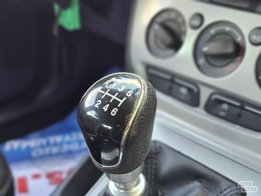 Melns Ford Focus 2013 Ariogala, ar dzinēja tilpumu 1.60 L un nobraukumu 280 tūkst. km par 3500 €, foto 10 vietnē AUTOMOTO.COM.LV