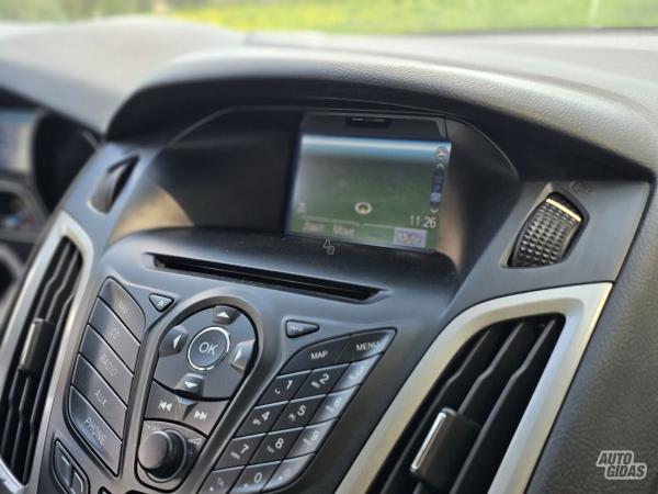 Melns Ford Focus 2013 Ariogala, ar dzinēja tilpumu 1.60 L un nobraukumu 280 tūkst. km par 3500 €, foto 10 vietnē AUTOMOTO.COM.LV