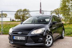 Melns Ford Focus 2013 Rīga, ar dzinēja tilpumu 1.60 L un nobraukumu 234 tūkst. km par 4590 €, foto  vietnē AUTOMOTO.COM.LV