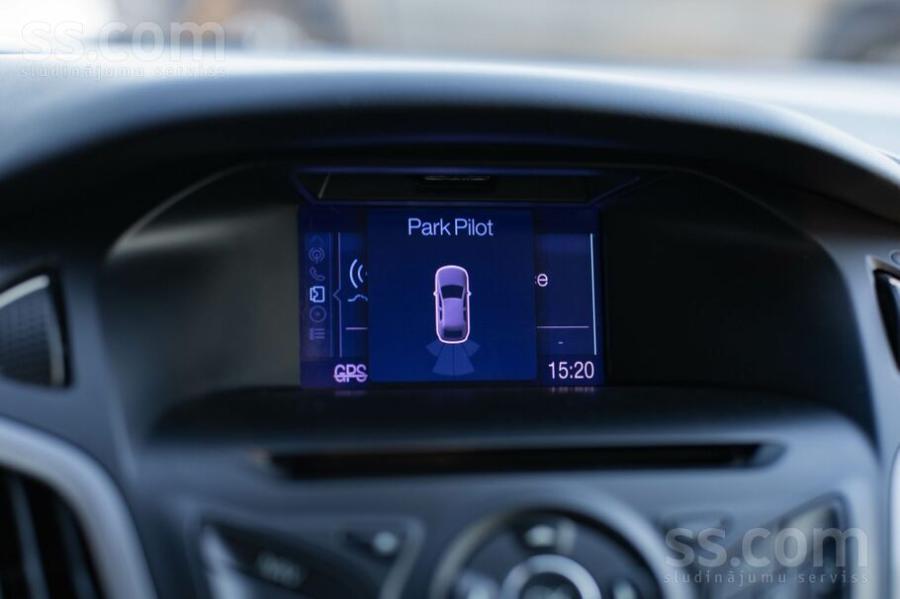 Melns Ford Focus 2013 Rīga, ar dzinēja tilpumu 1.60 L un nobraukumu 234 tūkst. km par 4590 €, foto 18 vietnē AUTOMOTO.COM.LV