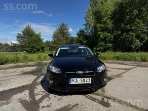 Melns Ford Focus 2013 Valmiera, ar dzinēja tilpumu 1.60 L un nobraukumu 225 tūkst. km par 3000 €, foto 8 vietnē AUTOMOTO.COM.LV