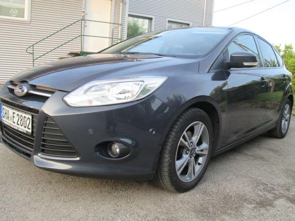Black Ford Focus 2013 in Kelme, with an engine capacity of 1.00 L and mileage of 139 thousand km for 3950 €, photo 1 on AUTOMOTO.COM.LV