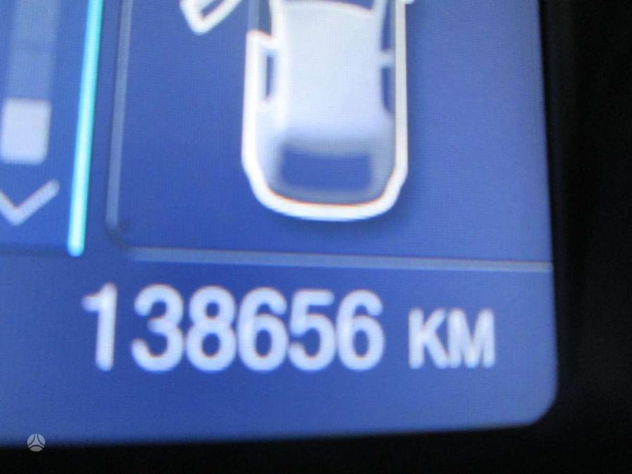Melns Ford Focus 2013 Kelmė, ar dzinēja tilpumu 1.00 L un nobraukumu 139 tūkst. km par 3950 €, foto 12 vietnē AUTOMOTO.COM.LV